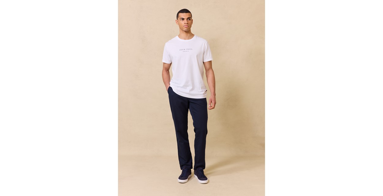 Liam colino chino Sky Captain | VIC